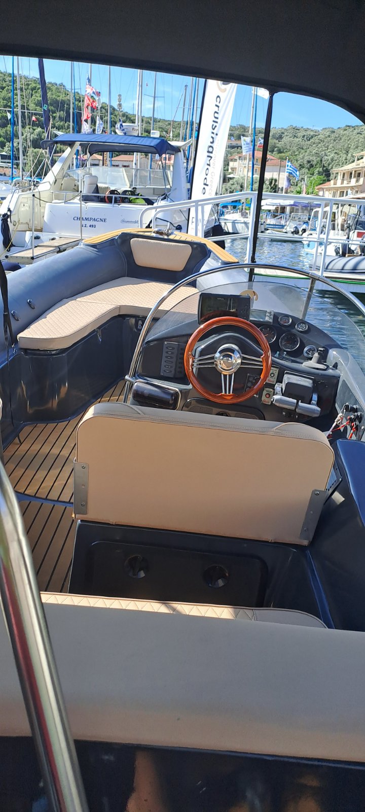Rib Orizon 7.10 – Ενοικιάσεις Σκαφών στην Λευκάδα | Sivota Bay Boats ...