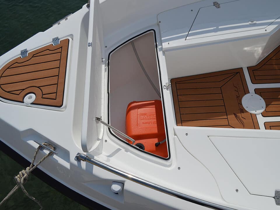 Nireus 5.30 – Ενοικιάσεις Σκαφών στην Λευκάδα | Sivota Bay Boats Rentals